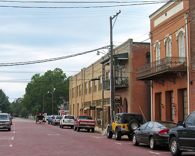 Jefferson's brick-paved streets whisper stories from the 1800s, where history feels just a carriage ride away.