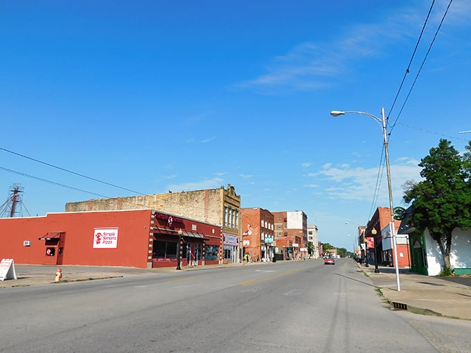 Pawhuska's wide-open main street invites you to slow down and stay awhile. No traffic jams here&mdash;unless two tractors meet at high noon!