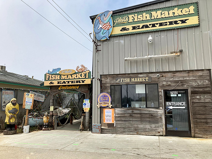 Phil's weathered exterior is like a treasure map to seafood heaven. Rustic charm with a side of ocean-fresh delights.