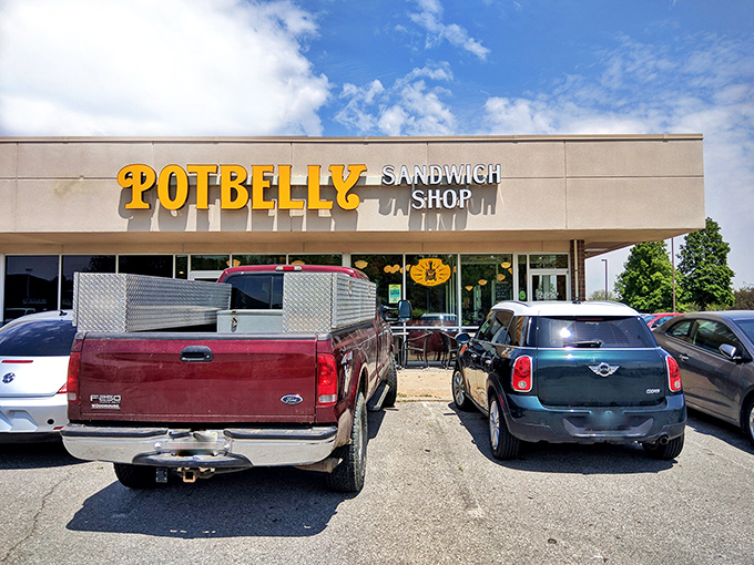 Potbelly's sunny storefront is like finding a sandwich oasis in the concrete desert. Your hunger doesn't stand a chance.