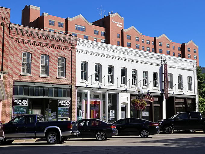 Red Wing's brick-lined streets showcase classic Midwestern architecture that's aged like a fine wine &ndash; getting better with each passing decade.