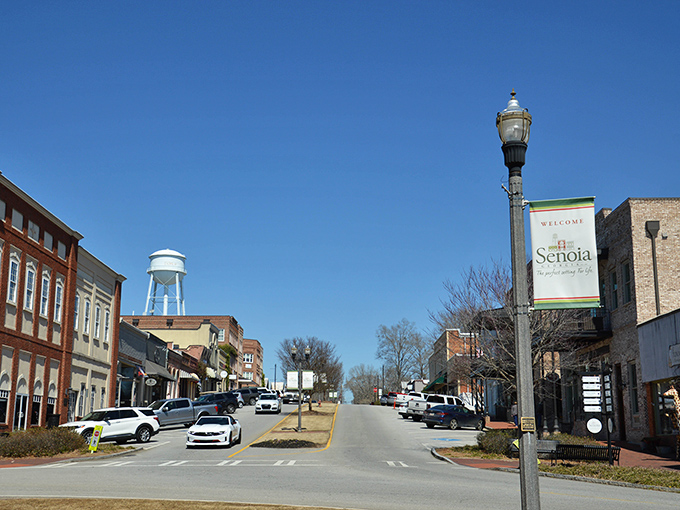 Senoia's charming main street might look familiar to Walking Dead fans &ndash; zombie-free since... well, at least this morning!