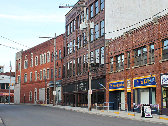 Sharon's main street architecture proves that good bones never go out of style, just like classic movies.