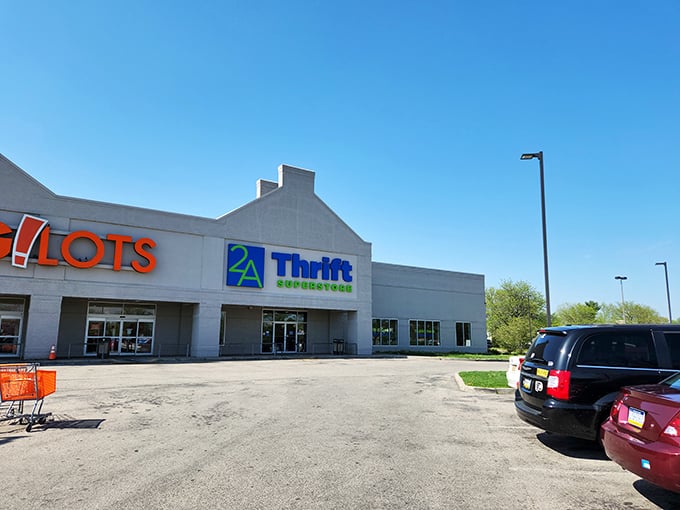 2nd Ave Thrift Superstore shares a shopping plaza with other retailers, making it a convenient stop for Pennsylvania bargain hunters.