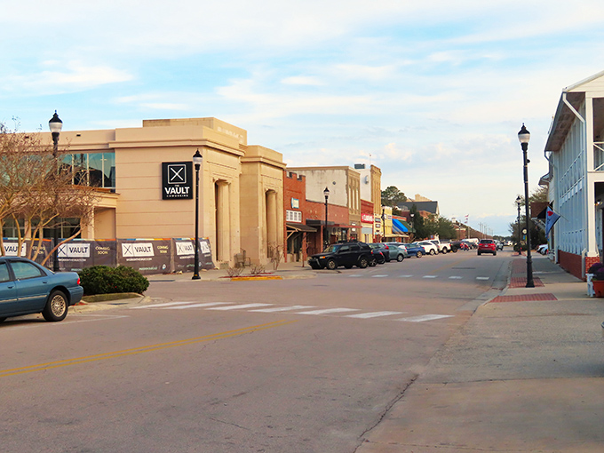Life on this easygoing street means free sunsets and seafood that’s always fresh.