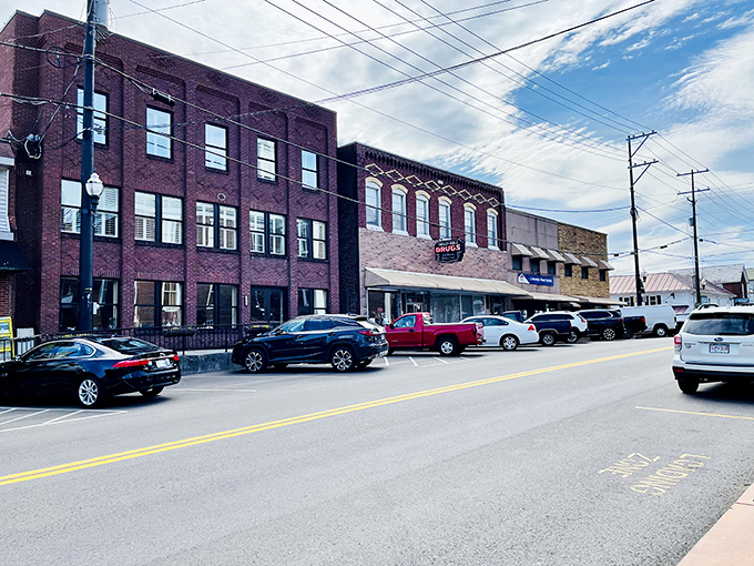 These historic storefronts have more stories than a library, each brick whispering tales of Tennessee yesteryear. 