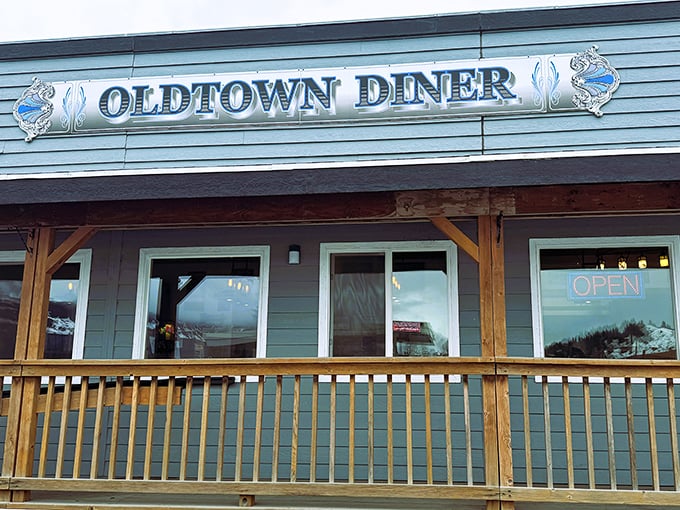 Simple, unassuming, and exactly what you want in a local diner. The mountain views are just the cherry on top!