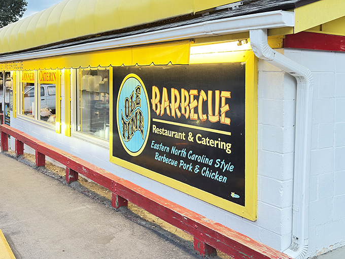 Eastern North Carolina style barbecue served with pride &ndash; this is where tradition meets your taste buds perfectly.