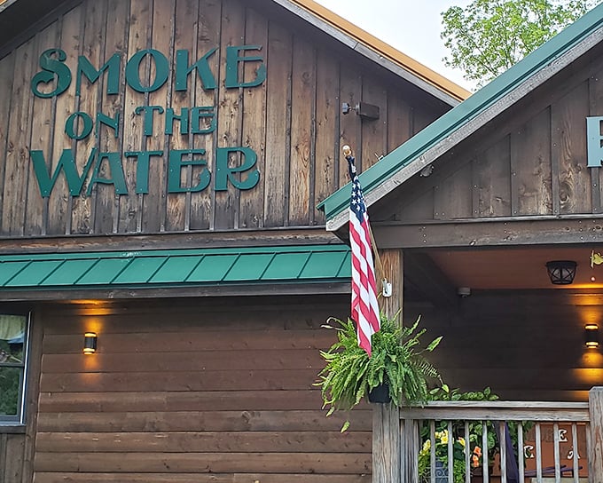 "Smoke on the Water" isn't just a great guitar riff—it's where BBQ dreams come true. The American flag adds a patriotic touch to this woodland gem.