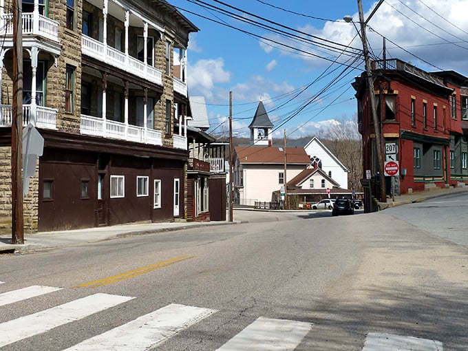When a town's streets look this peaceful on a clear day, you know nobody's rushing anywhere important.