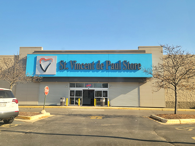 Clean aisles and organized displays prove thrift shopping doesn't have to feel like archaeological excavation work.