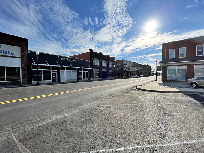 Tifton's streets whisper stories of affordable living while vintage storefronts welcome window shoppers.