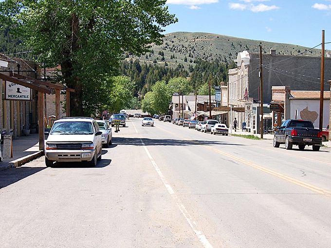Time stands still in Virginia City, where the buildings have more stories to tell than your uncle after his third glass of whiskey.
