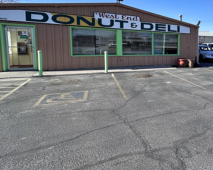 West End's no-frills approach screams "we put all our effort into the donuts, not fancy paint jobs." And locals wouldn't have it any other way!