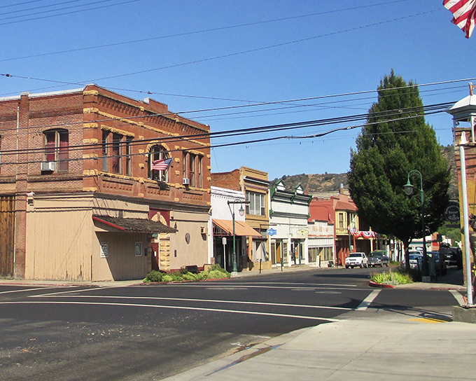Historic downtown Yreka showcases well-preserved Gold Rush era buildings under clear blue California skies.