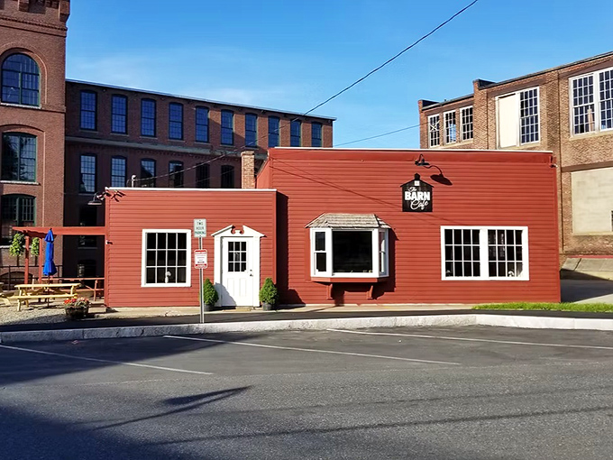 The Barn Caf&eacute; serves up comfort food in a setting that perfectly balances rustic charm with "I could actually live here" coziness.