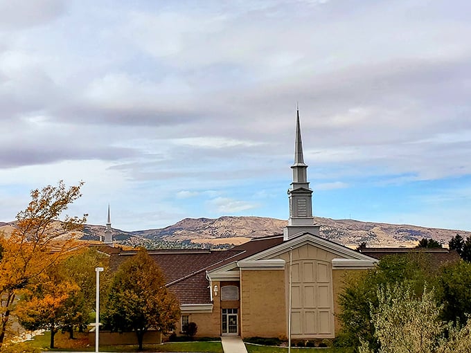 Mountain views frame everyday life here, turning your morning commute into something resembling a postcard collection.