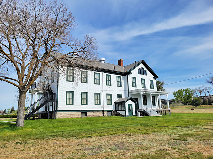 The historic officers' quarters now welcomes guests who prefer beds to bedrolls and indoor plumbing to outhouses.