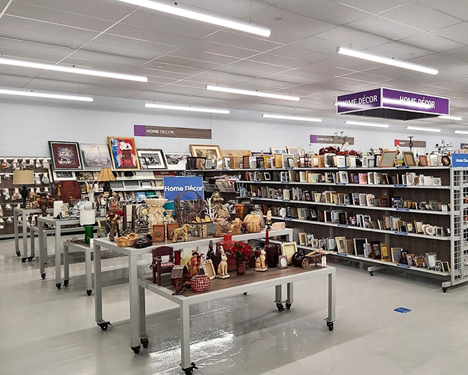 The home d&eacute;cor section is meticulously organized&mdash;unlike the junk drawer in your kitchen that inspired this shopping trip.