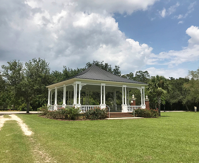 This pristine gazebo in Foley could double as a movie set for the quintessential Southern romance&mdash;just add sweet tea and a gentle breeze.