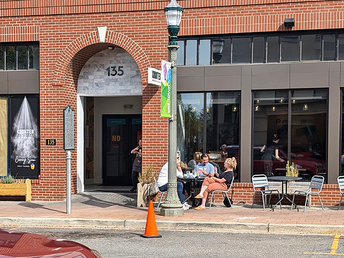 Sidewalk dining at Kounter brings downtown to life. Nothing says "vibrant community" like people enjoying conversation over coffee on a sunny afternoon.