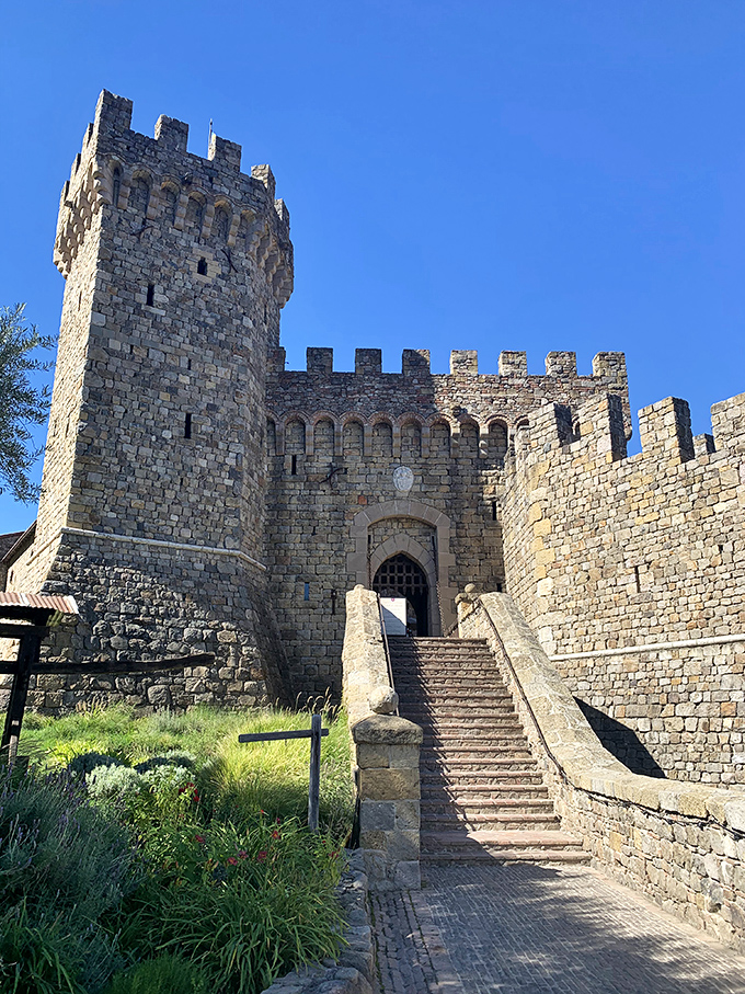 The entrance that launched a thousand selfies. Those stone steps practically dare you not to imagine yourself as royalty.