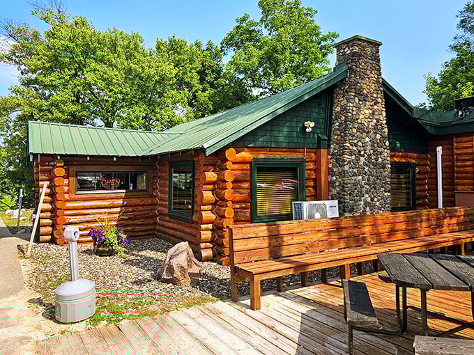 This rustic log cabin restaurant looks like Paul Bunyan's vacation home, if Paul had excellent taste in architecture and outdoor seating. 