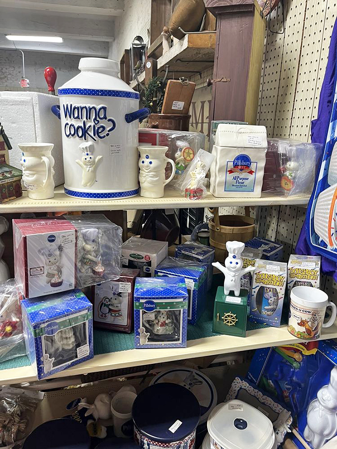 "Wanna cookie?" asks this vintage Pillsbury Doughboy set. The Doughboy's cheerful grin hasn't changed since he first giggled his way into our hearts.