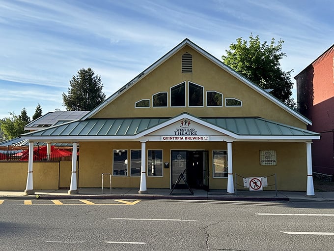 This Art Deco theater doesn't just show movies&mdash;it's a time machine where popcorn still costs less than your monthly streaming subscription.