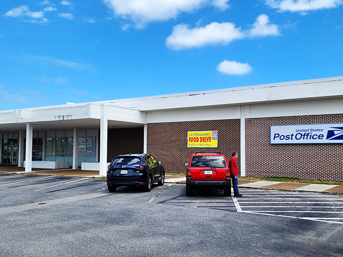 Even the post office feels more relaxed here. No one's frantically checking tracking numbers or panic-shipping holiday gifts at the last minute.