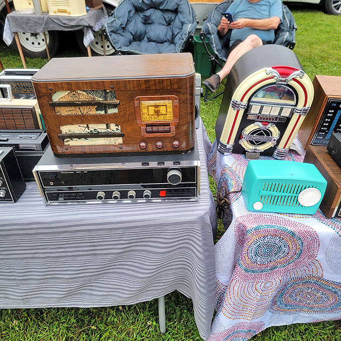 Before Spotify, these beauties filled living rooms with music and news. That wooden radio has stories to tell.