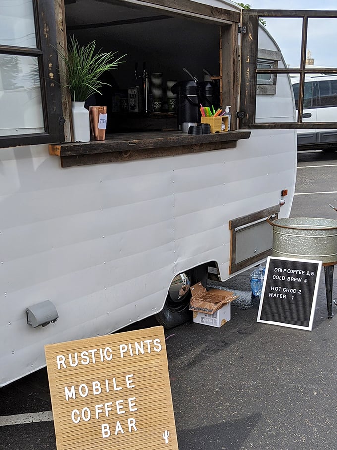 Rustic Pints Mobile Coffee Bar serves liquid motivation for serious shoppers &ndash; because bargain hunting requires proper caffeination.