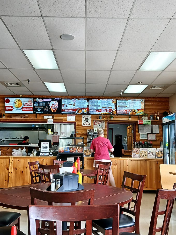 The caf&eacute;'s wooden paneling and comfort food menu offer the perfect refueling station. Because treasure hunting on an empty stomach is like swimming after eating&mdash;inadvisable but for opposite reasons.