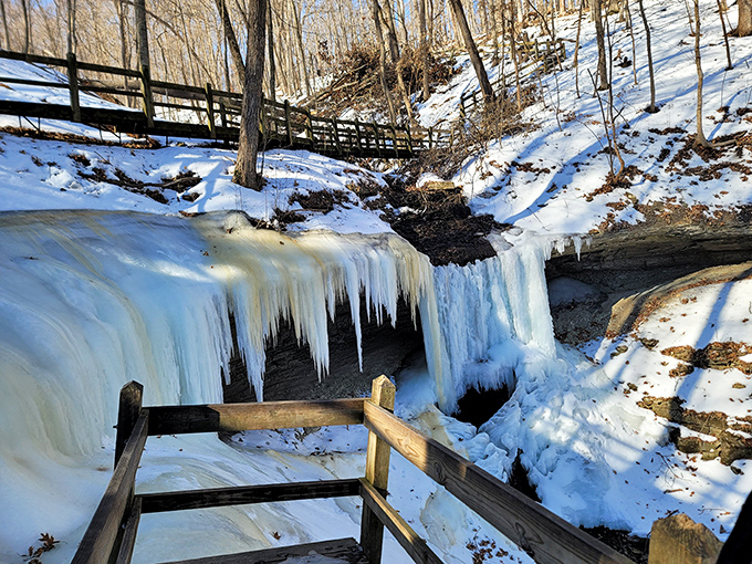Winter transforms Bridal Veil Falls into a frozen masterpiece. Like nature decided to pause mid-performance just to make your Instagram followers jealous.