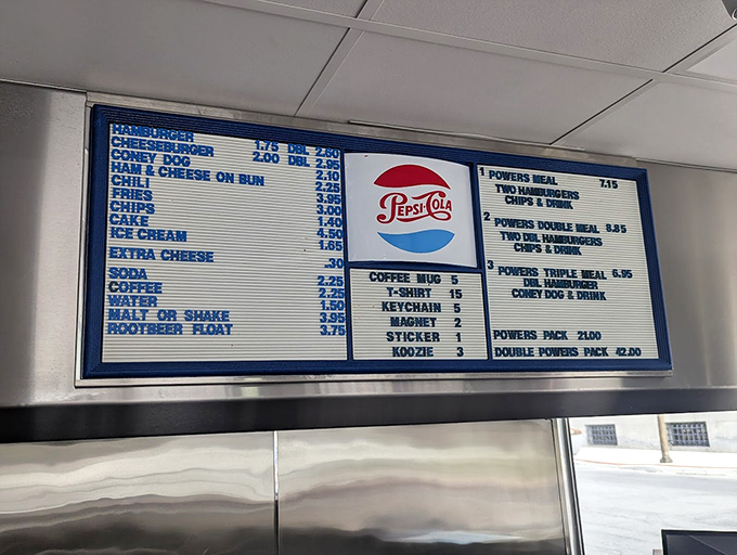 Simple, straightforward, and no nonsense&mdash;this menu board tells you everything you need to know without fancy food jargon or pretentious descriptions.