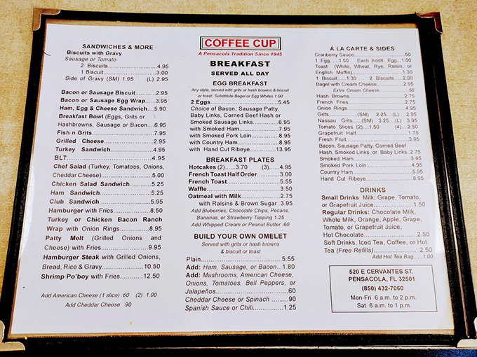 A menu that reads like a love letter to breakfast, with crepes, Benedicts, and golden-brown hotcakes that deserve their own fan club.