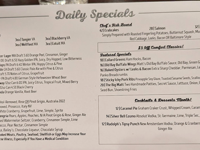 The daily specials board reads like poetry to hungry visitors. Each line promises ocean-fresh delights that would make Neptune himself salivate.