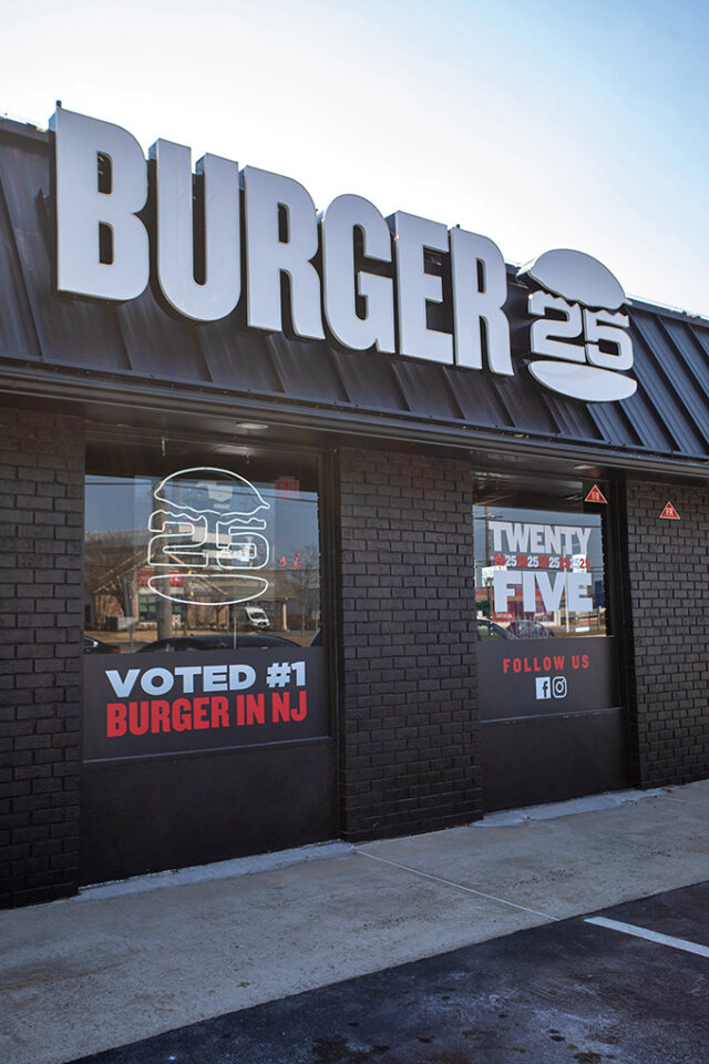 11 Legendary Burger Joints In New Jersey That Are Totally Worth The Drive