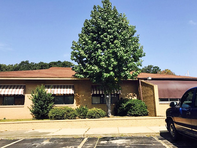 Dan's I-30 Diner's roadside sign speaks the universal language of "come hungry, leave happy" to travelers and locals alike.
