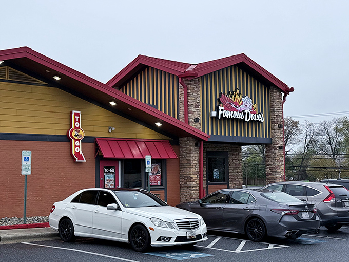 Famous Dave's bold red exterior is like a beacon for hungry travelers. That windmill on top isn't just for show&mdash;it's wafting those irresistible aromas for miles.