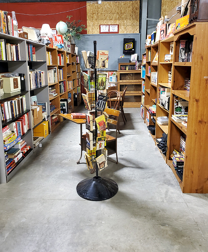 Fargo Antiques & Repurposed Market hides behind this unassuming exterior like Clark Kent before the phone booth moment.