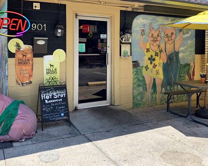 Hot Spot's whimsical pig mural might make you smile, but it's the serious barbecue inside that'll make you purr with delight.