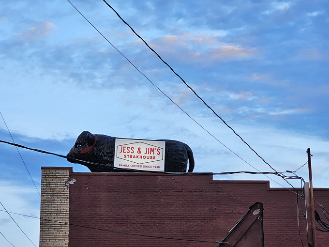 The legendary playpen window - it's like picking lobsters, but for people who know what's good. 