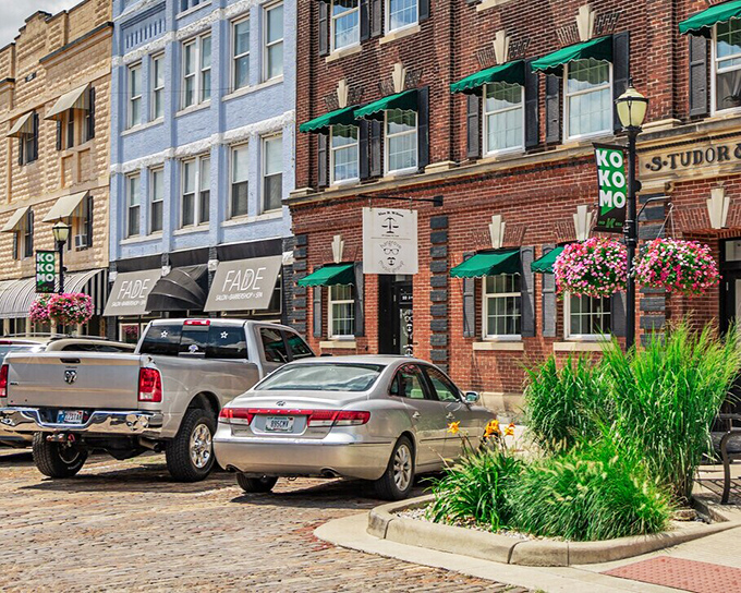 Kokomo's wide boulevards welcome visitors like a warm handshake from your favorite neighbor next door.