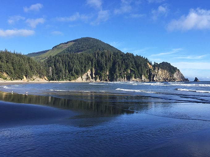 Oswald West's dramatic headland meets the Pacific. Mother Nature showing off her architectural skills again!