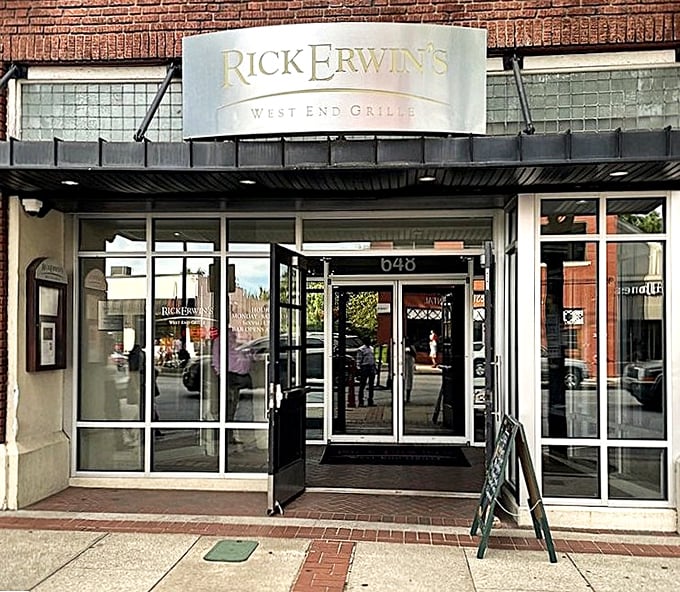 Rick Erwin's brick fa&ccedil;ade says "serious business inside" &ndash; and that business is making your taste buds dance with joy.