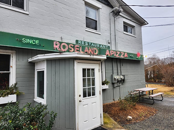 Roseland's unassuming exterior is the culinary equivalent of a poker face. Behind that simple sign lies pizza that makes locals swoon and visitors convert.