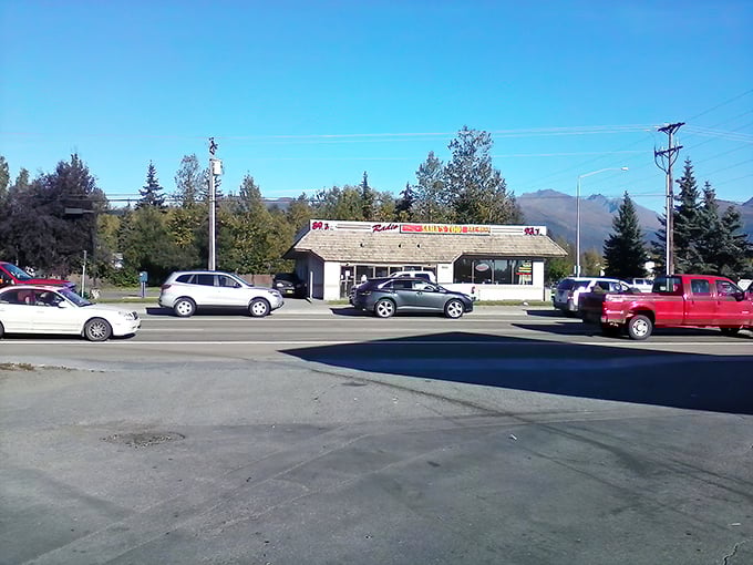 Sara's Too has that classic roadside charm that whispers, "The locals eat here for a reason."