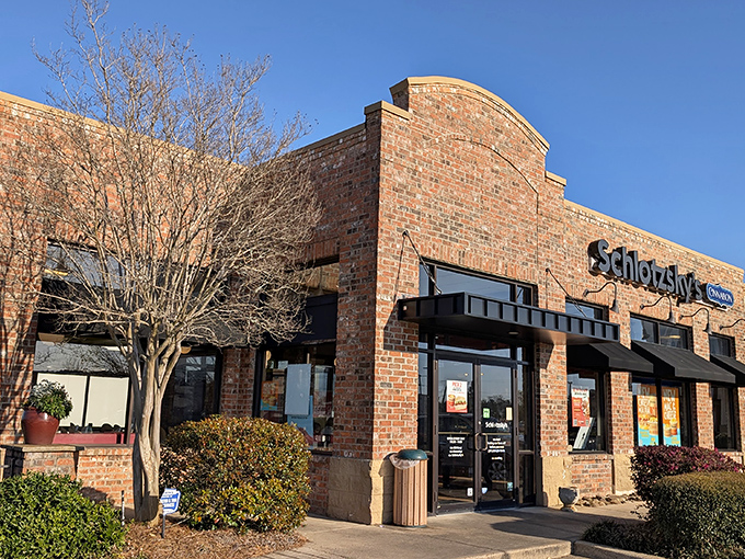 Behind this brick fa&ccedil;ade lies Schlotzsky's secret weapon: sourdough bread that transforms good ingredients into great sandwiches.