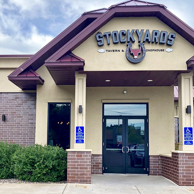 Stockyards' understated entrance belies the beef brilliance within. That bull logo isn't kidding around&mdash;they take their meat seriously here.